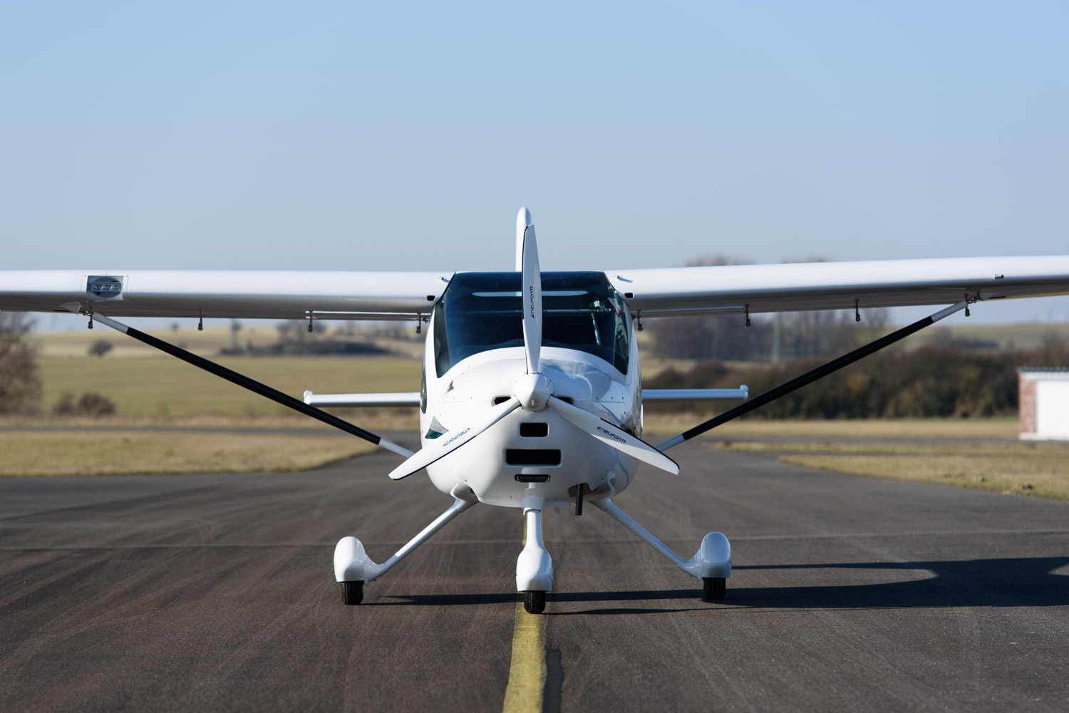 REMOS - High End Aircraft